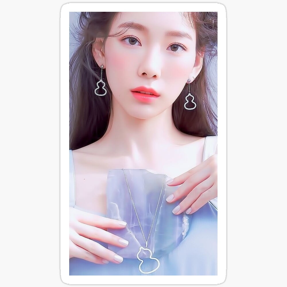 Taeyeon - Nylon Magazine Sticker Phone Decal Water Bottle Stickers Car ...