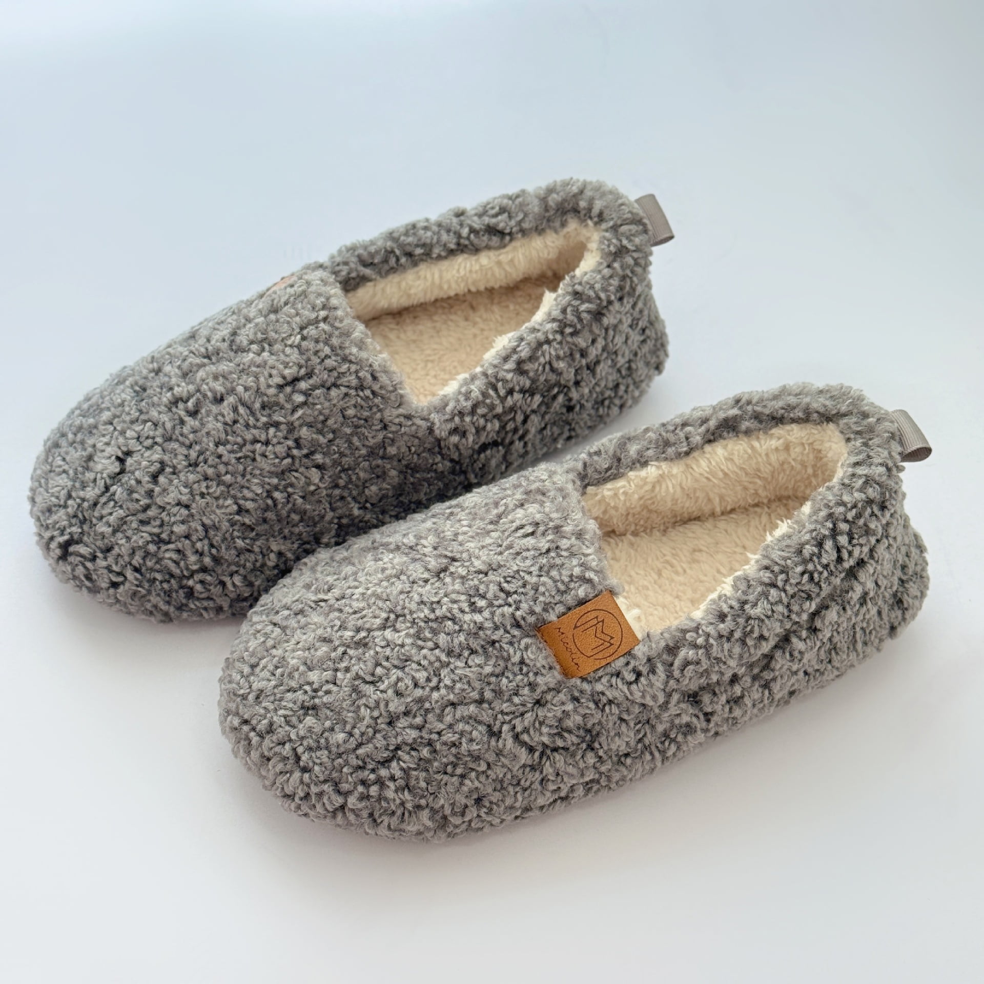 Taifuinsge Women's Fuzzy Memory Foam Slippers Warm Cozy Shearling House ...