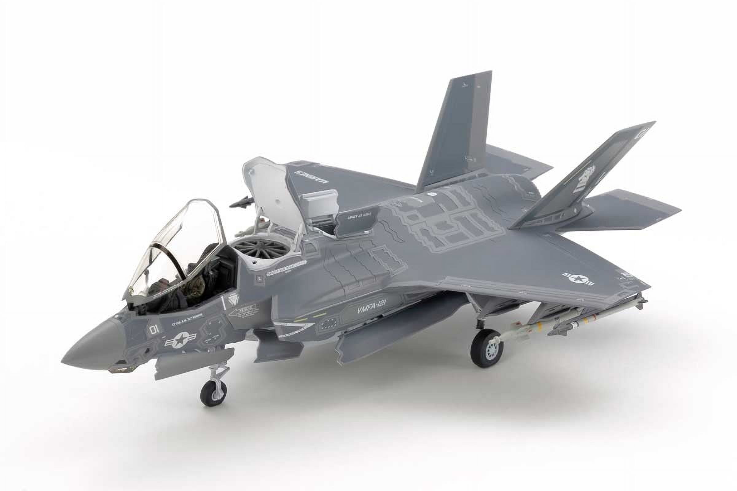 Tamiya 1/72 Lockheed Martin F-35 B Lightning II TAM60791 Plastic Models Airplane 1/72 - Walmart.com