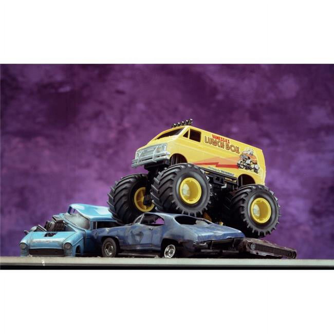 Tamiya TAM17003 0.031 JR Mini Lunch Box Truck Kit - Walmart.com