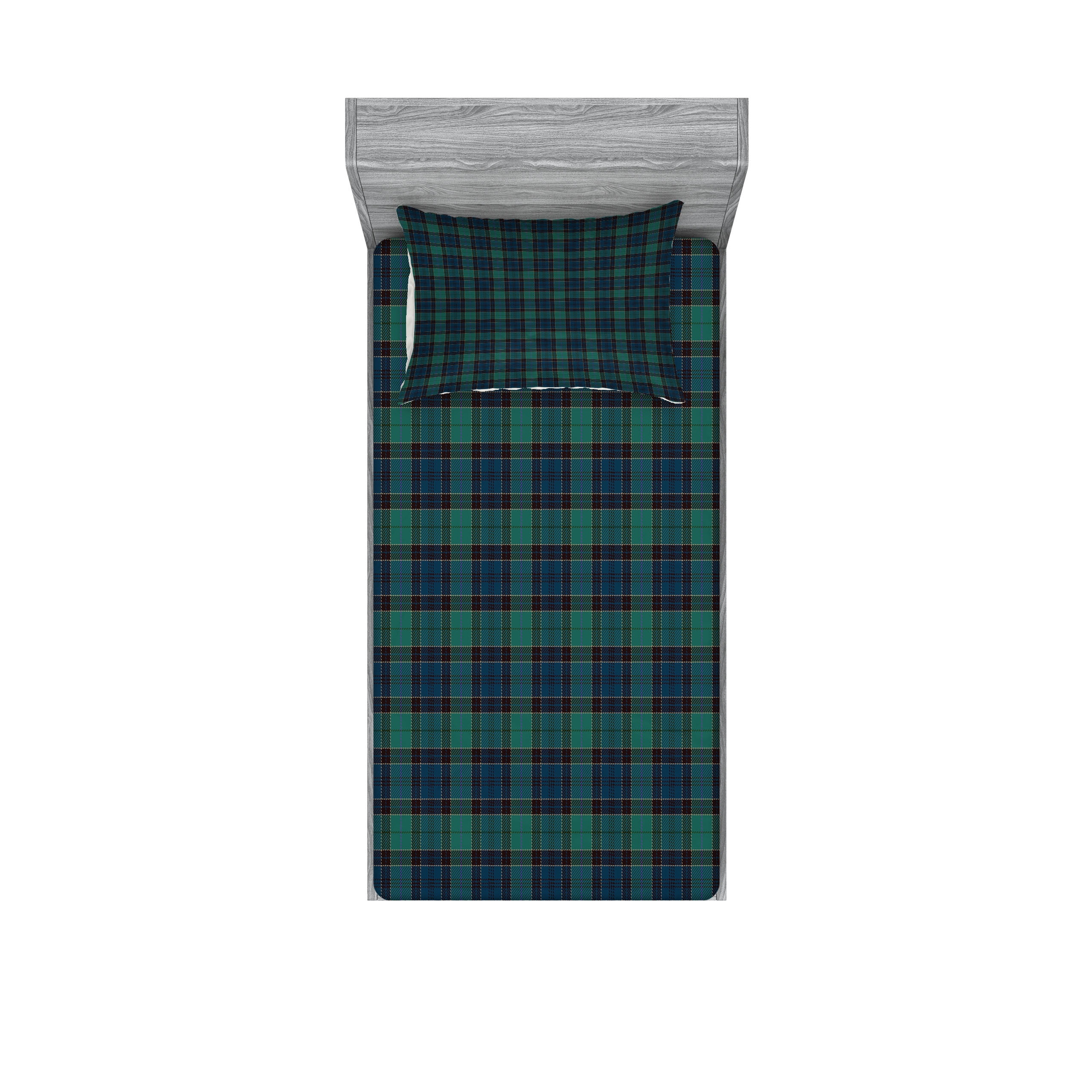Tartan Fitted Sheet & Pillow Sham Set, Traditional Quilt Design ...