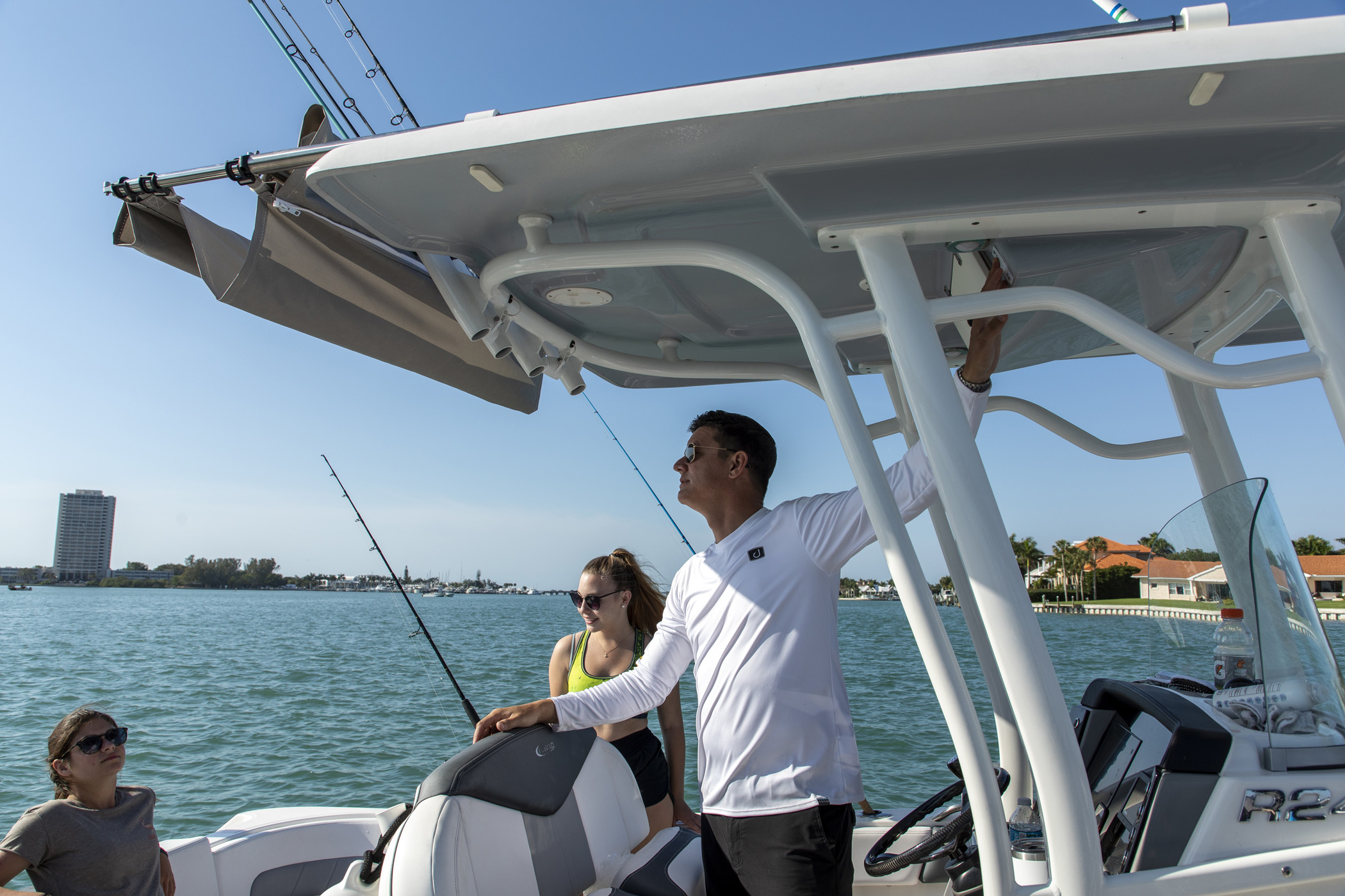 Taylor Made 2021026257 SureShade PTX Power Shade BOAT T-TOP SHADE ...