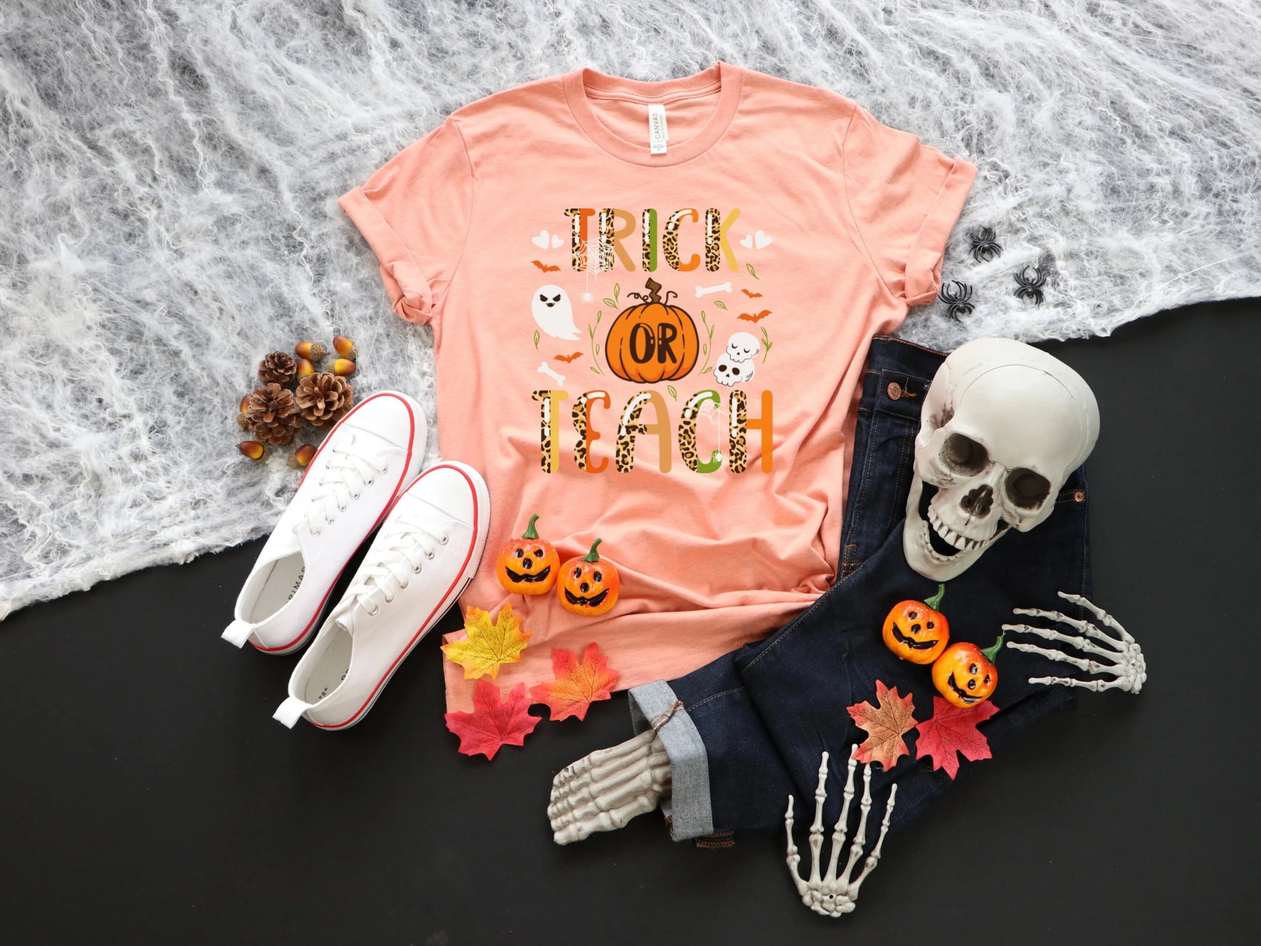 Teacher Trick or Teach Halloween T-Shirt - Walmart.com