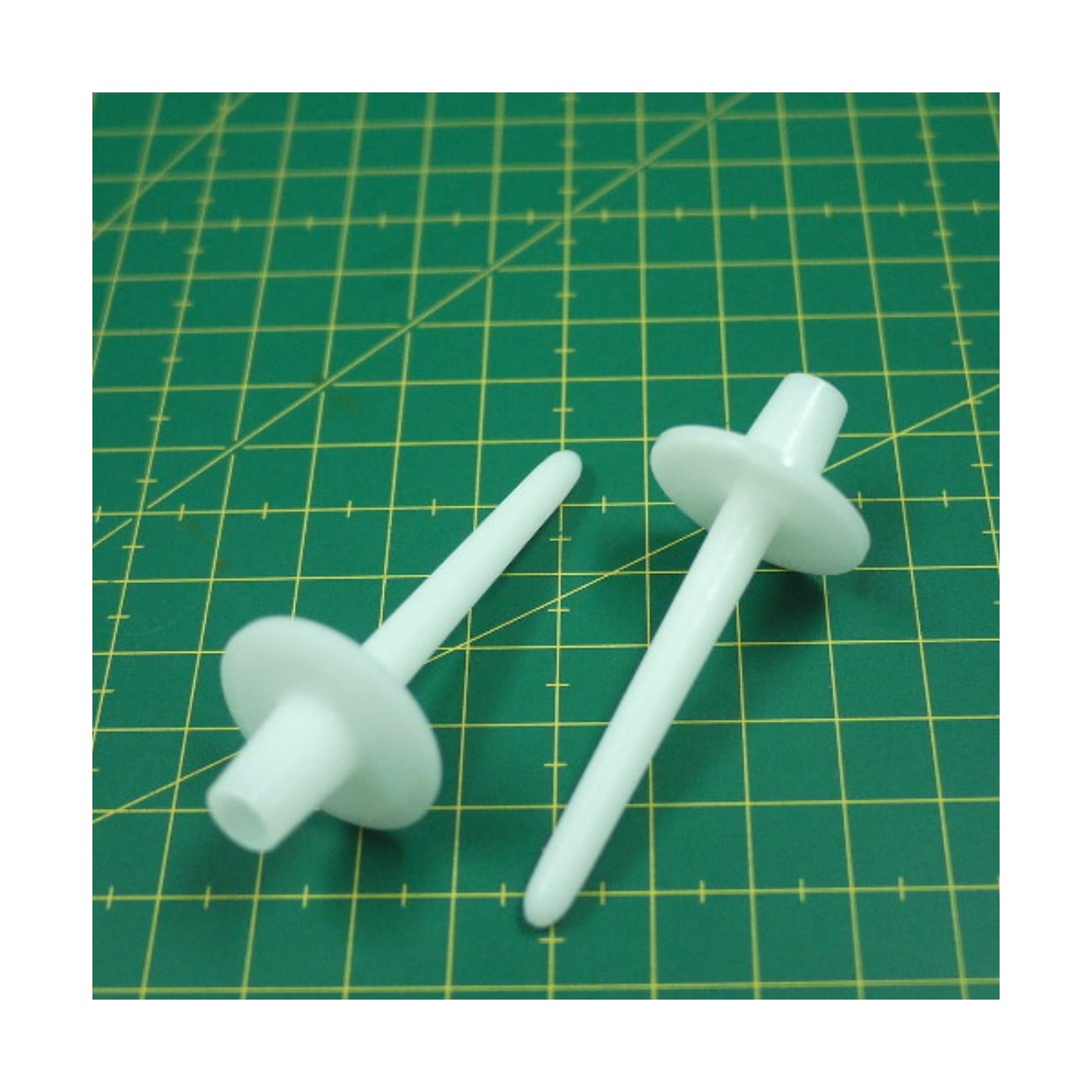 Teamwork SPOOL PIN, DOUBLE NEEDLE #XA3336051 fits BROTHER PE8200 ...