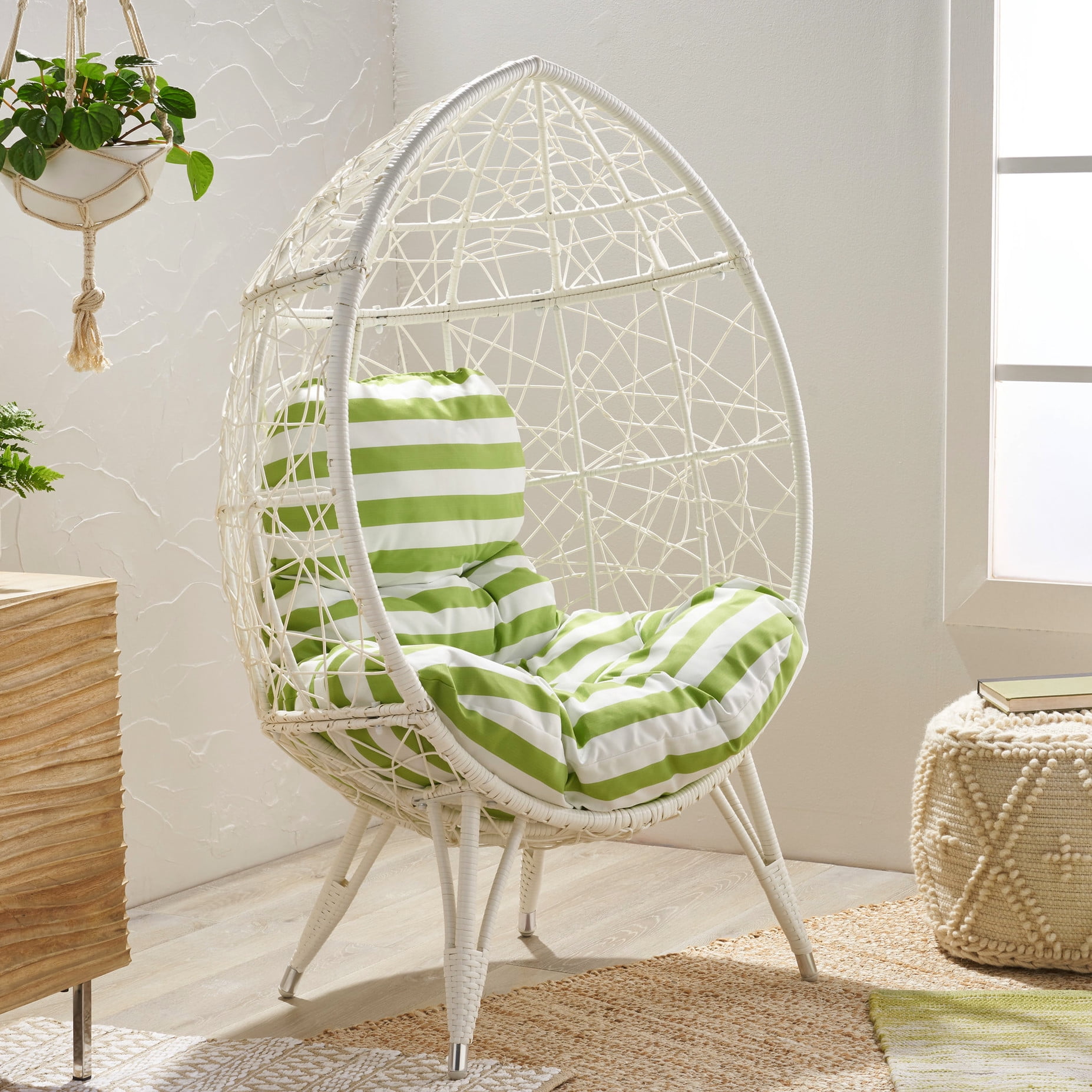 Teardrop Chair / Iron Frame with Woven Faux Rattan / Complements ...