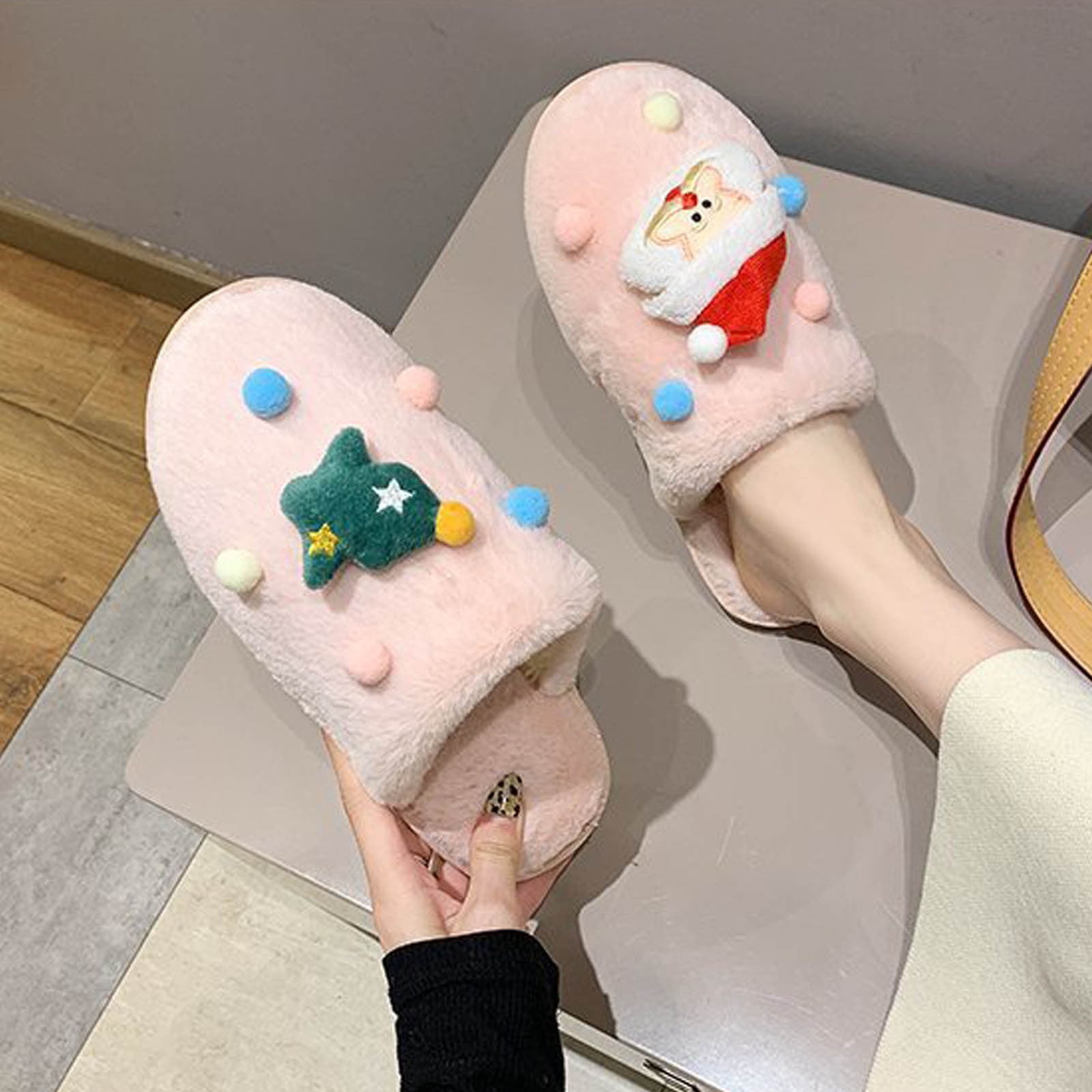 Tejiojio Soft Warm House Shoes Christmas Santa Claus Women's Fuzzy ...