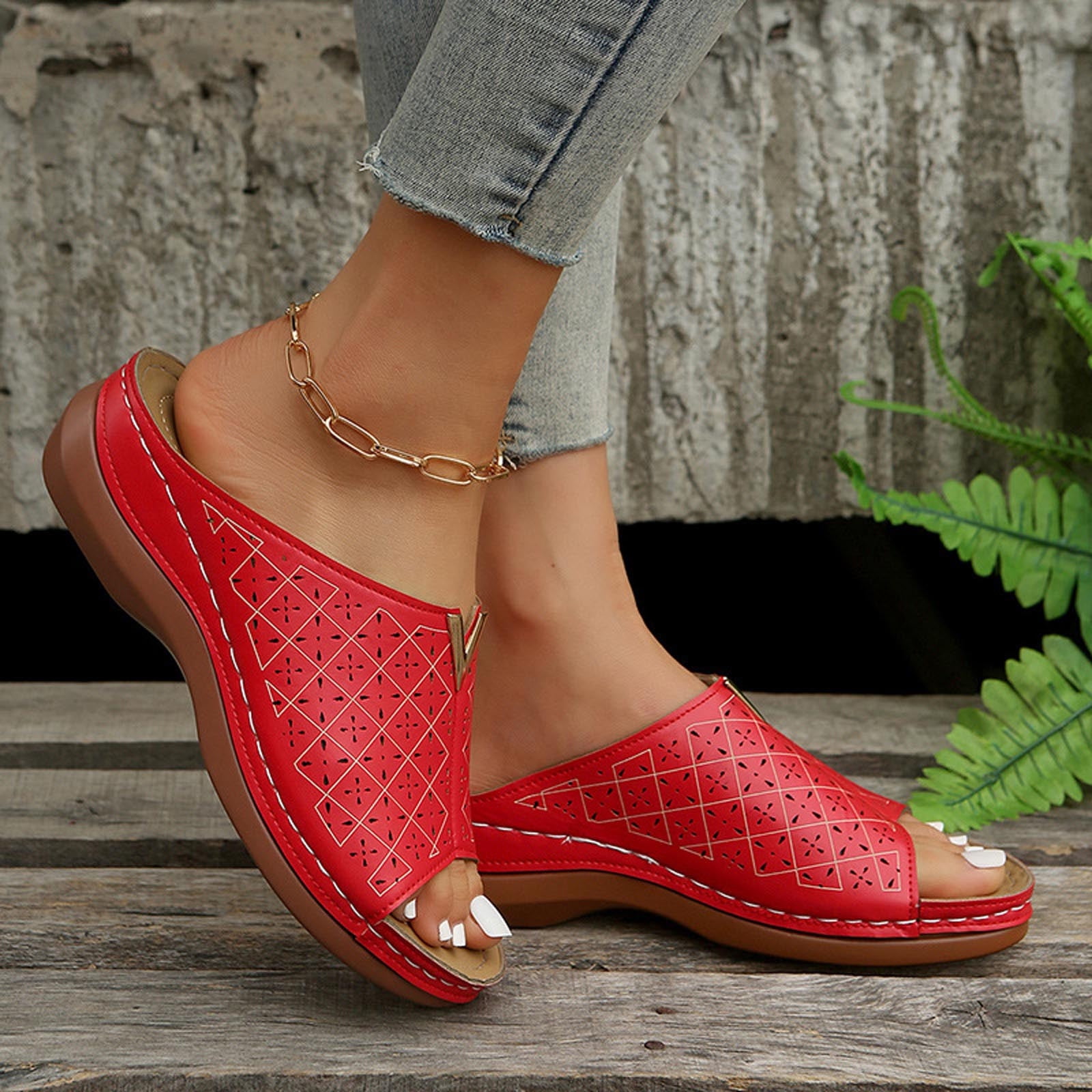 Tejiojio Women House Slippers,Women's Cut-out Slope Heel Mules Fish ...