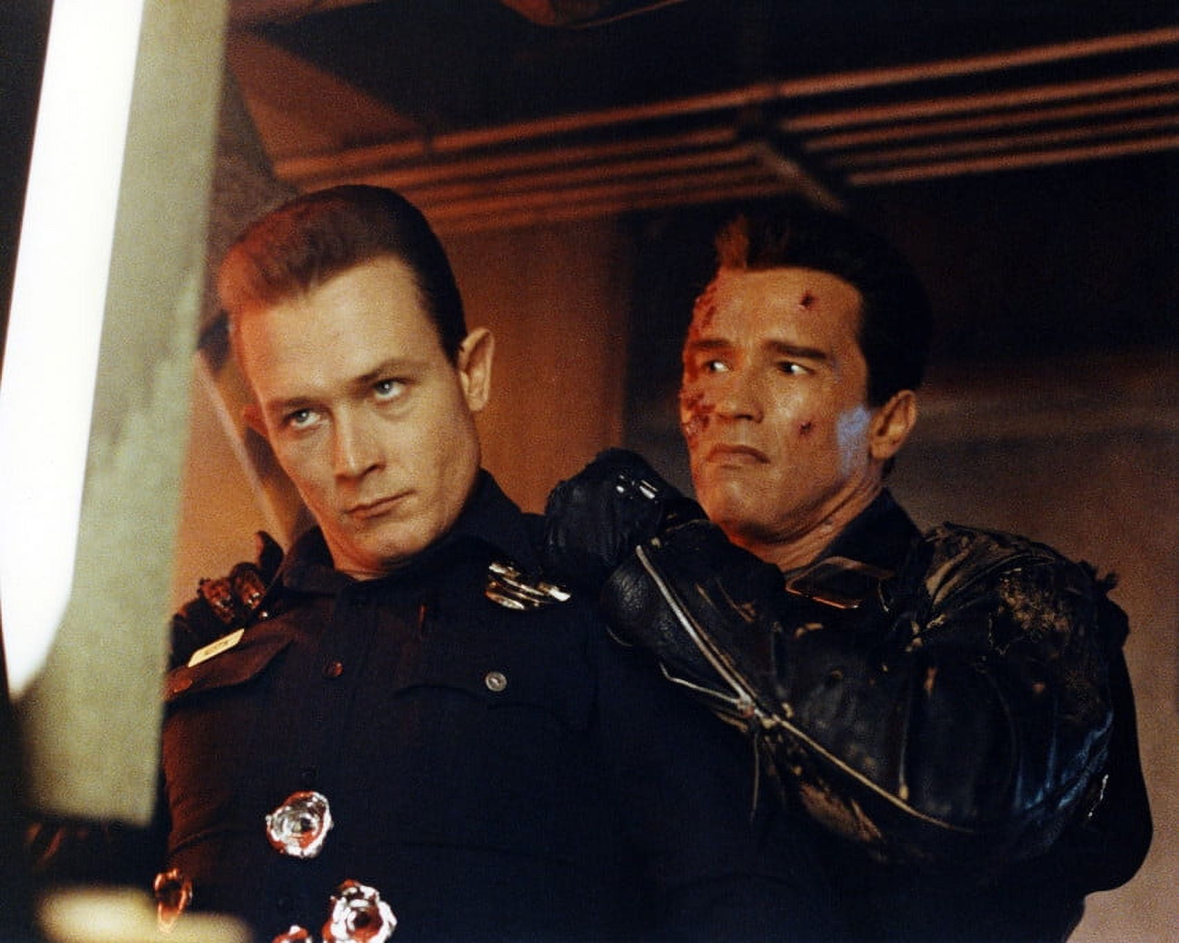 Terminator 2: Judgment Day Featuring Arnold Schwarzenegger, Robert ...