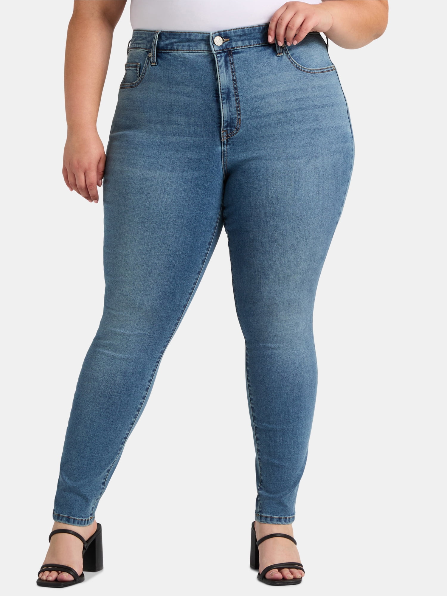 Terra & Sky Women's Plus Size Skinny Straight Jeans, Sizes 14W-34W ...