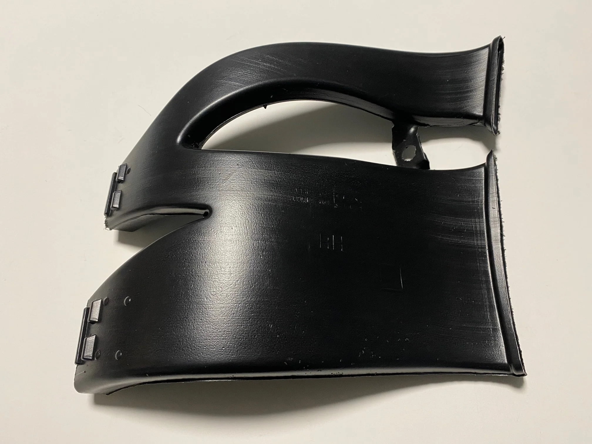 Tesla Model X Air Intake Duct Assembly, Fog Lamp Duct, Right, 2016-2020 ...