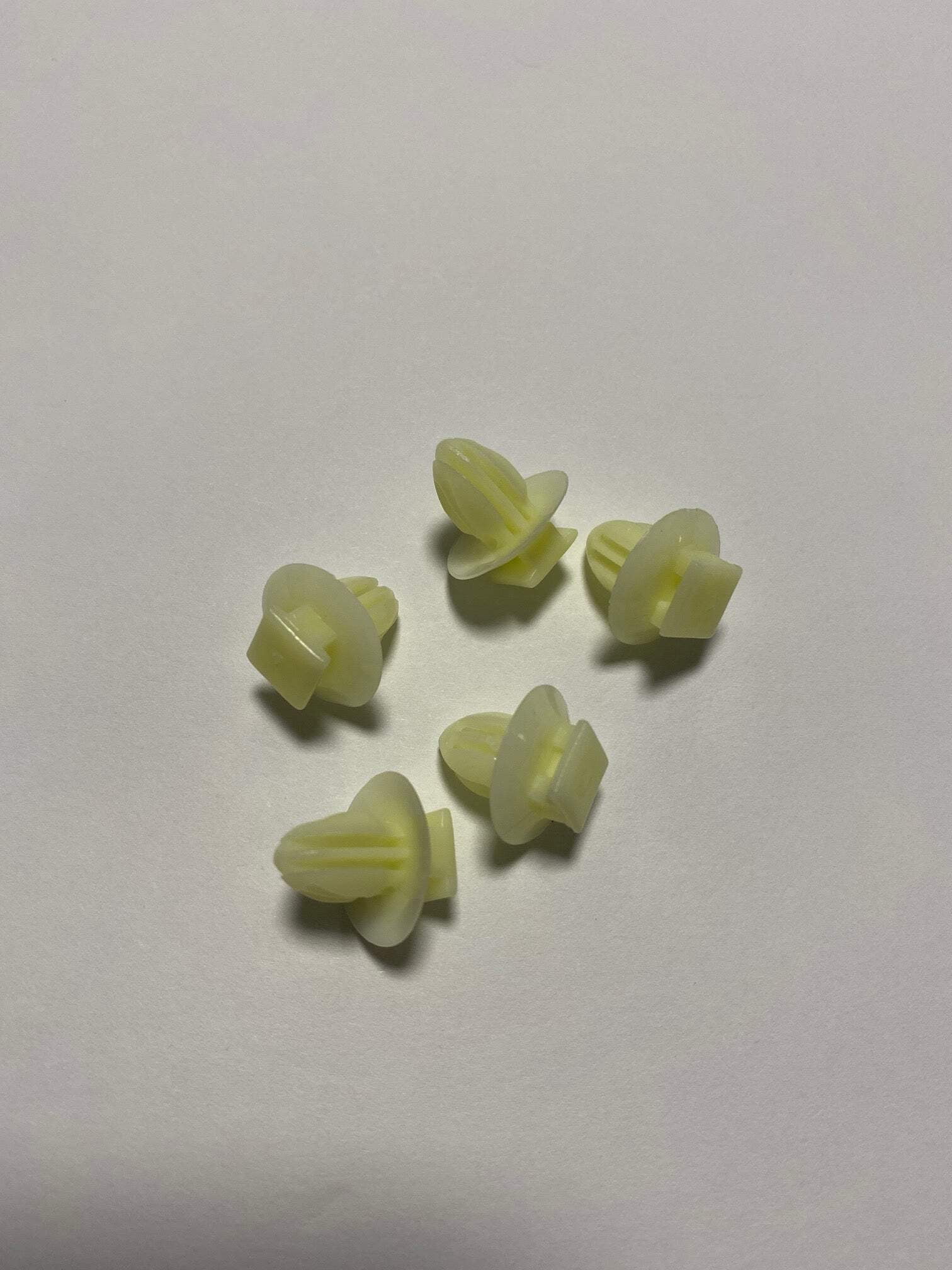 Tesla Model X Rear Wheel Arch Cladding Trim Retainer Push Pin Clips ...