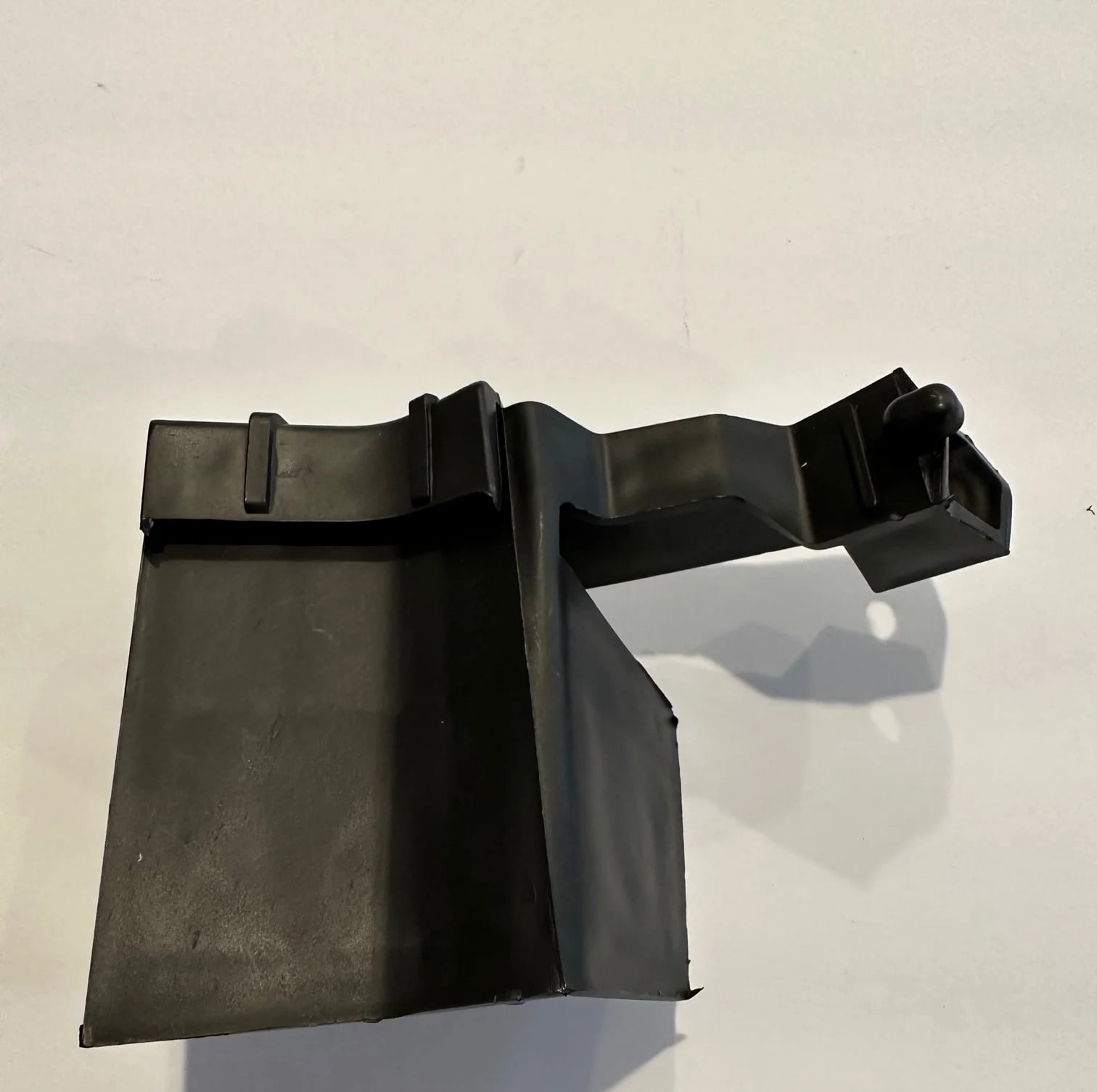 Tesla Model Y Rocker Panel Bracket Clip Support, Left, 2020-2023 ...