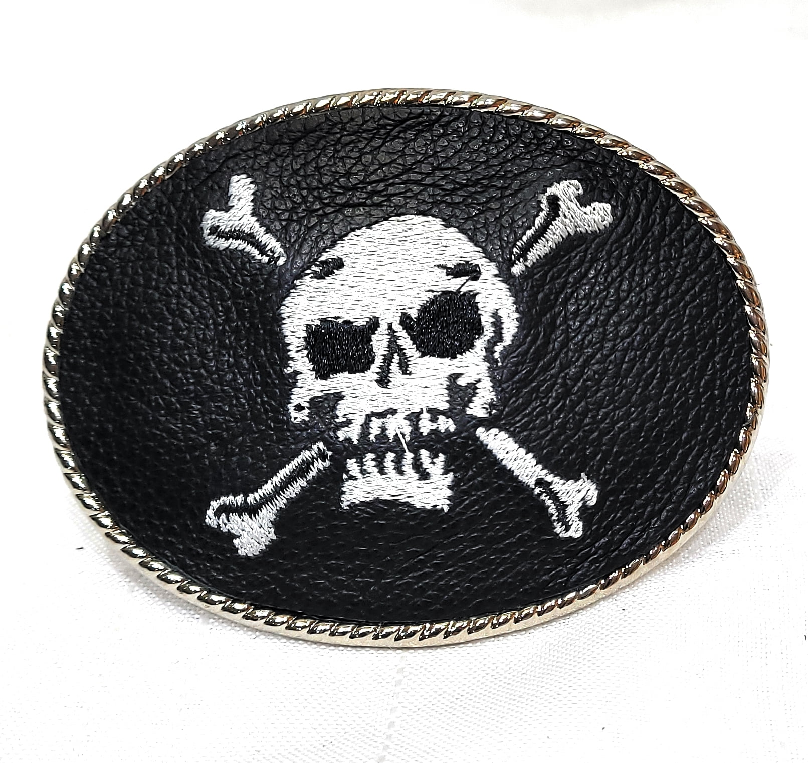 Texcyngoods Men's Leather Belt Buckle Skull and Crossbones 1.5 inches ...
