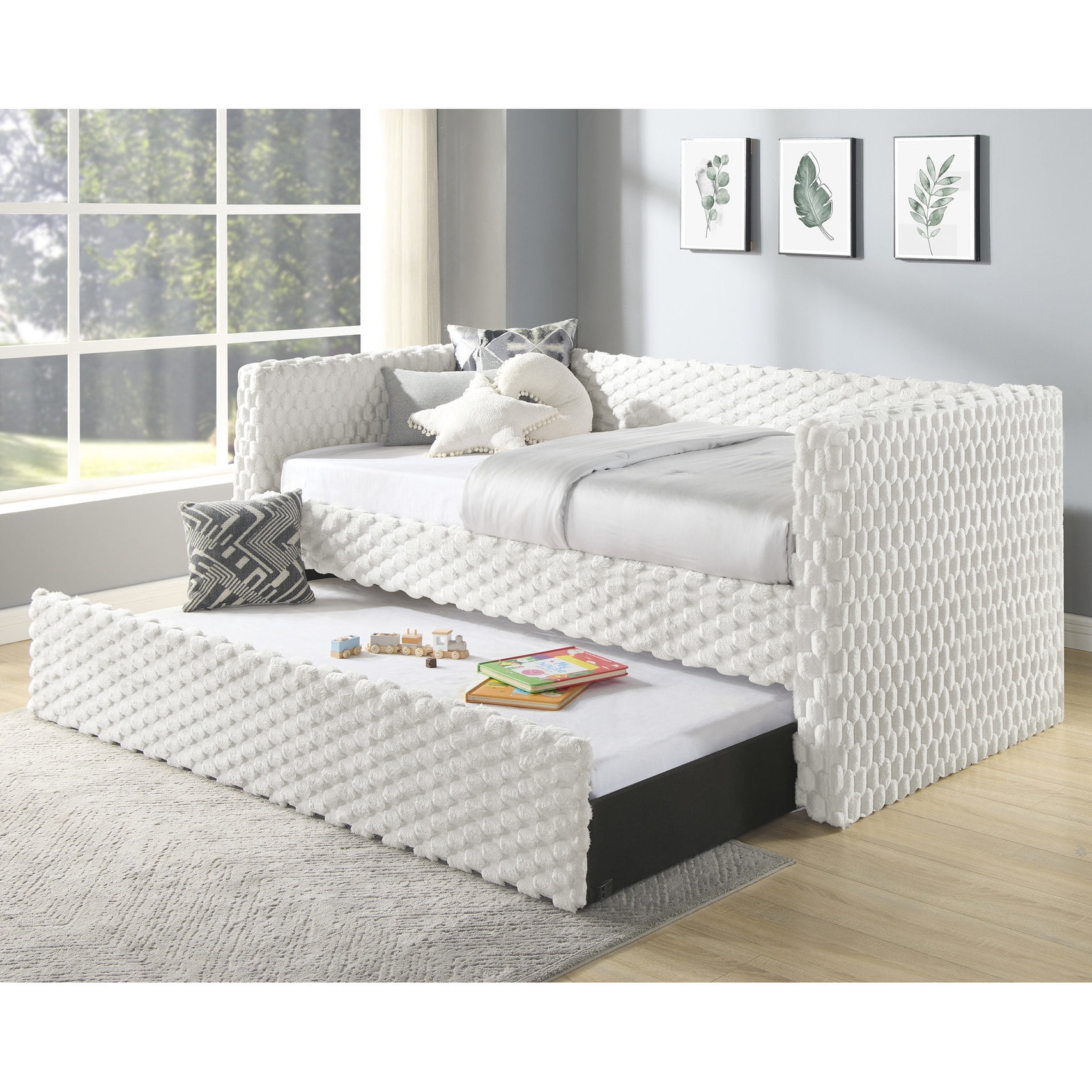 Textured Upholstery Modern Daybed / Comfortable Seating for Modern ...