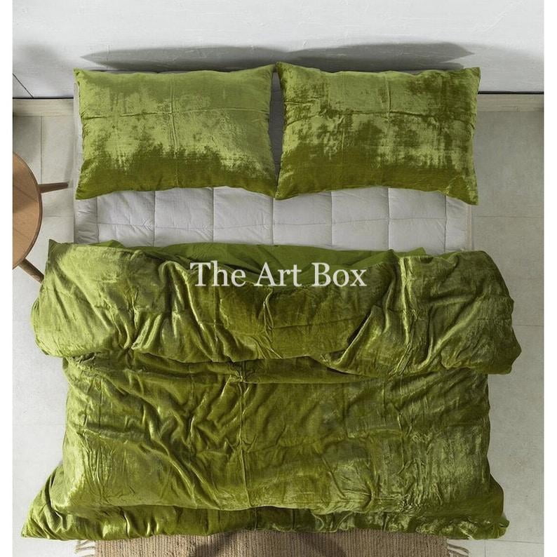 The Art Box Duvet Cover 3-Piece, Light Green, Crushed Velvet Quilt ...