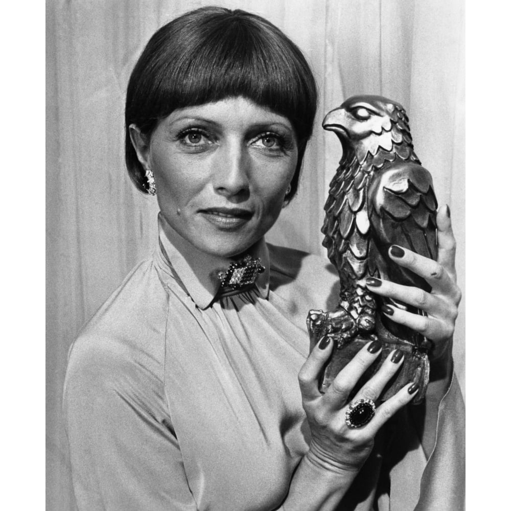 The Black Bird Stephane Audran 1975 Photo Print (16 x 20) - Walmart.com