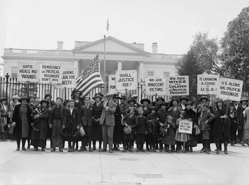 The Espionage Act Of 1917 And Sedition Act Of 1918 Outlawed The Use ...