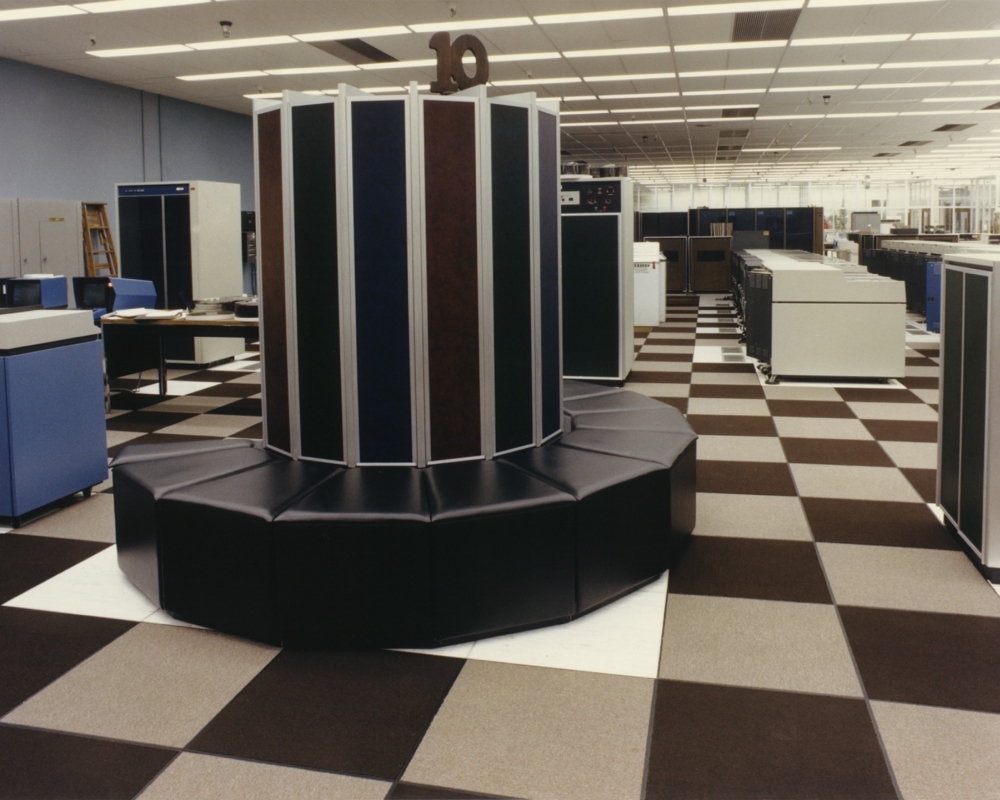 The First Cray-1 Super Computer Was Installed At Los Alamos National ...