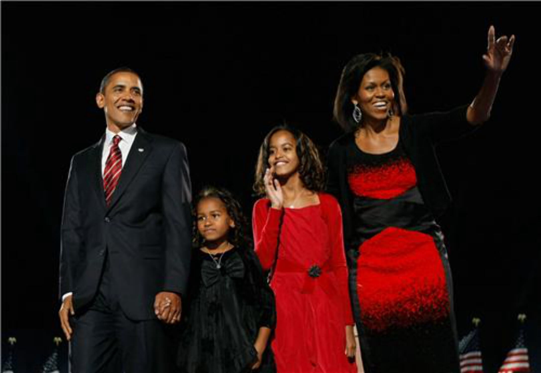 The First Family Glossy Poster Picture Photo Barack Michelle Malia ...