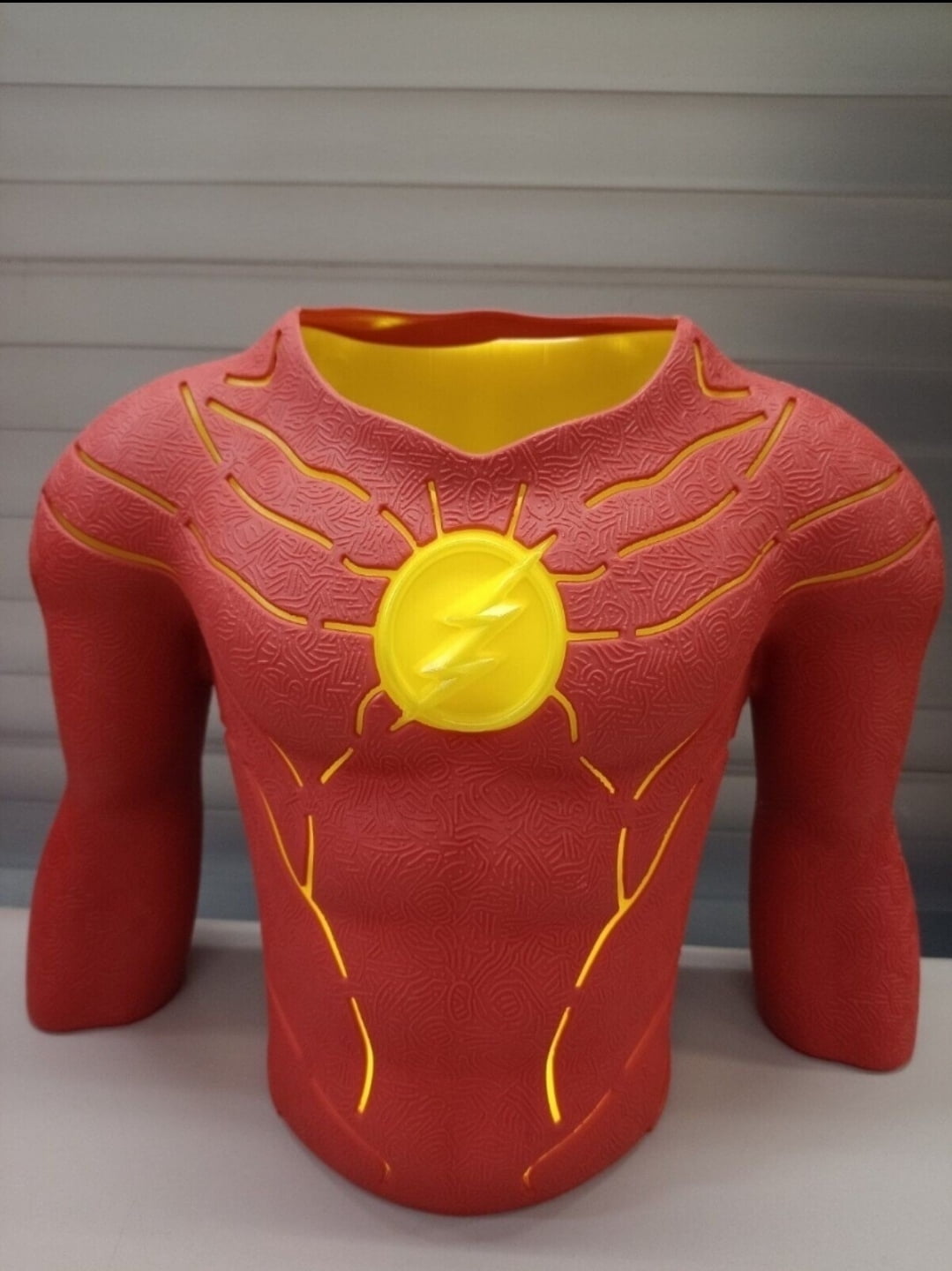 The Flash Movie Accessory: Light-Up Torso Popcorn Bucket with 3 ...