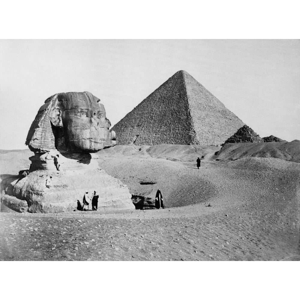 The Great Sphinx With The Pyramid Of Pharaoh Cheops In The Background ...