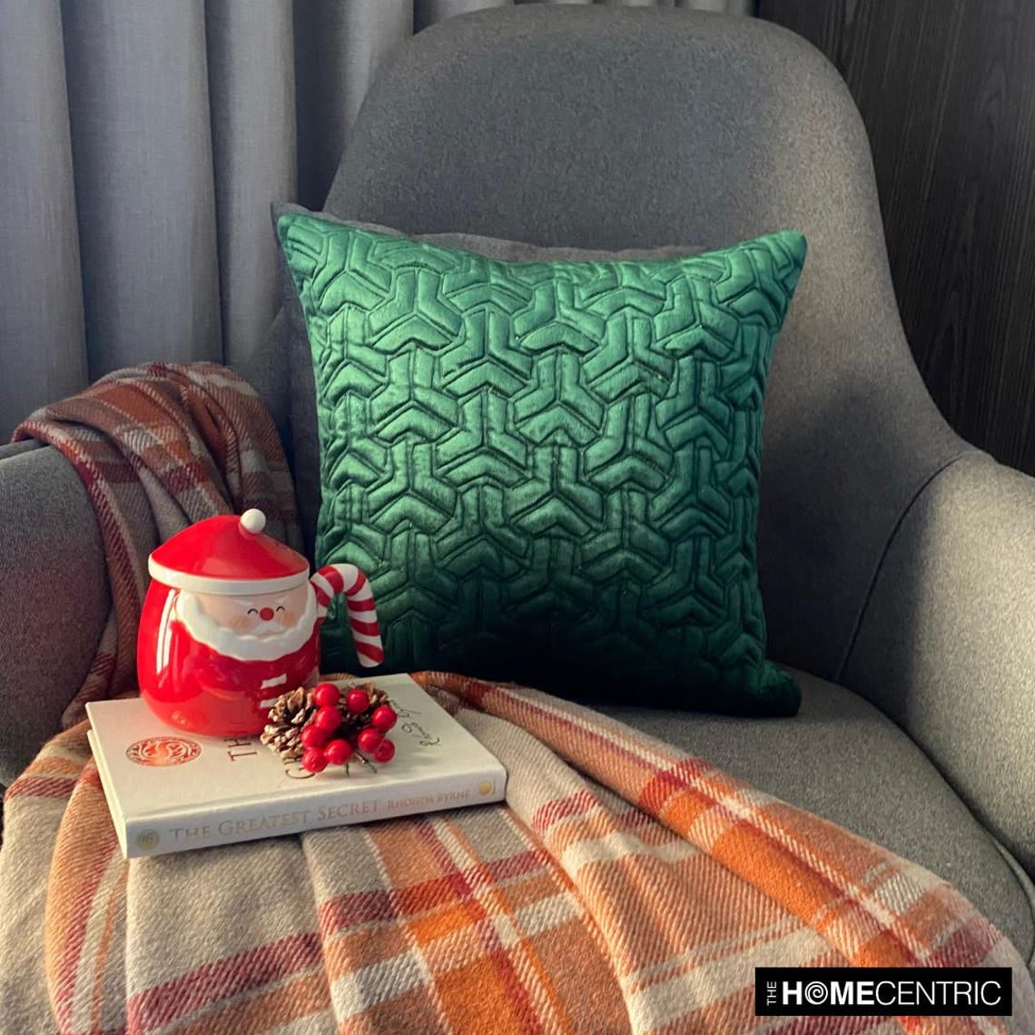 The HomeCentric Pillow Case Zipper, Decorative Emerald Green Pack of 2 ...