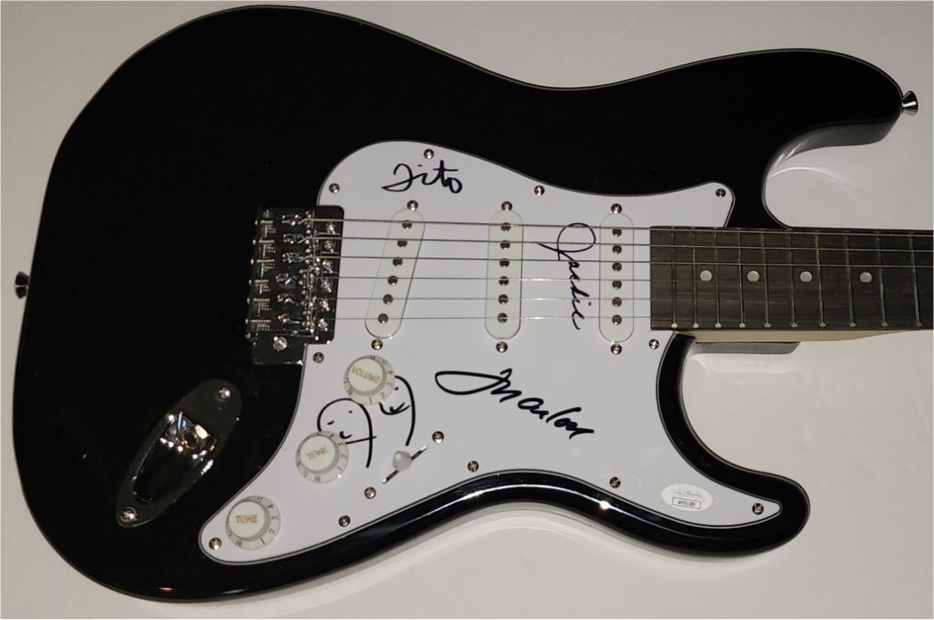 The Jackson 5 Signed Autographed Electric Guitar Tito Marlon Jackie ...