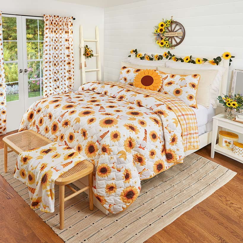The Lakeside Collection Sunflower Plaid Polyester Quilt, Full/Queen ...