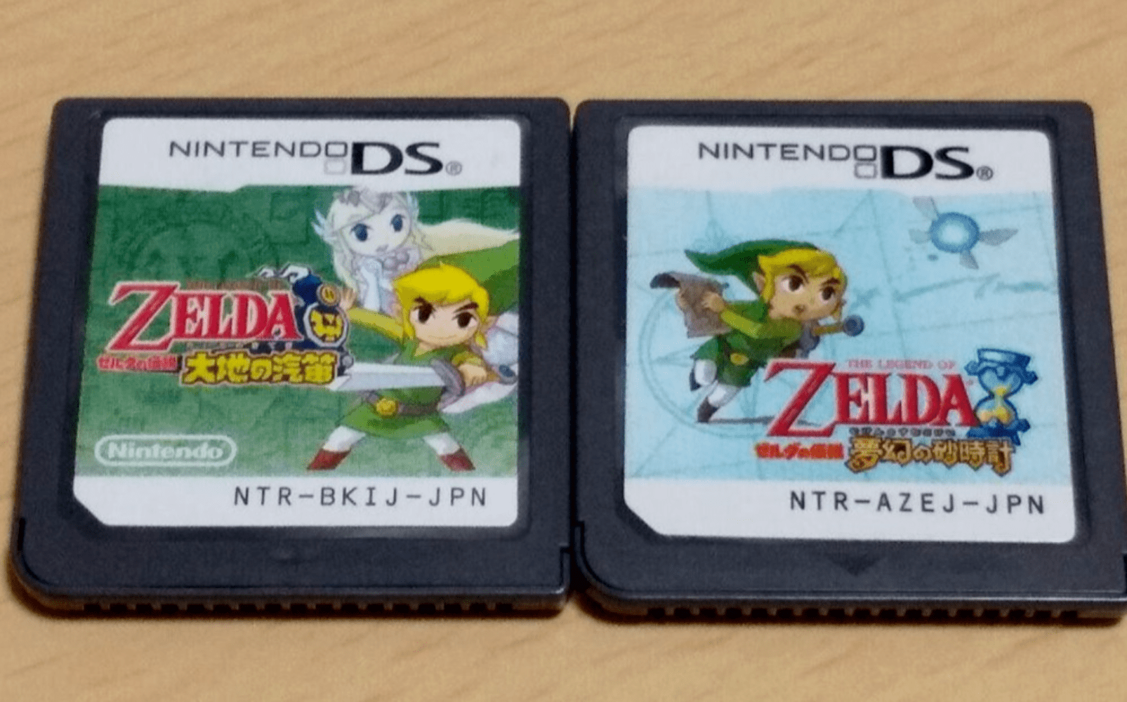 The Legend of Zelda Phantom Hourglass & Spirit Tracks Nintendo DS Video ...