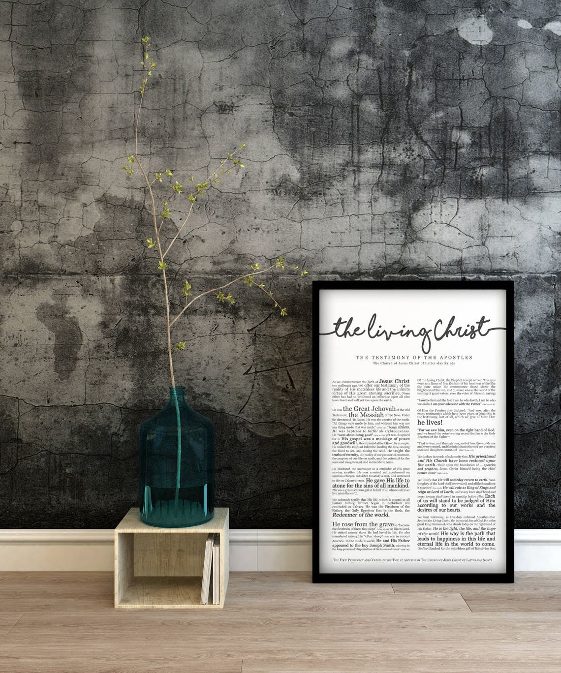 The Living Christ Print Modern Cursive Typography Paper, Unframed ...