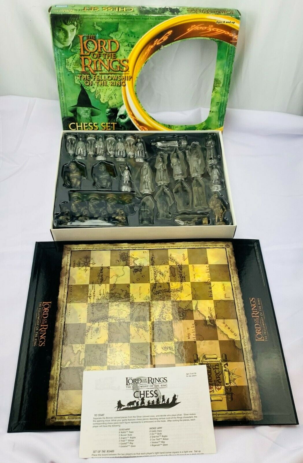 Lord of the Rings - Fellowship of the Ring Chess Set Great Condition ...