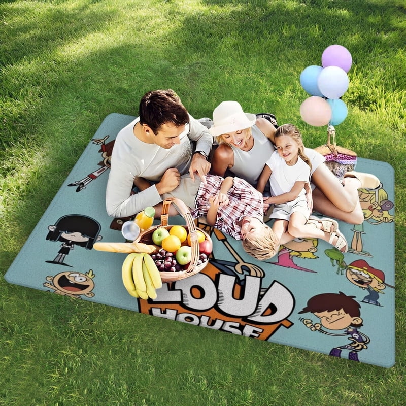 The Loud House patterned picnic mat perfectly accompanies your every ...