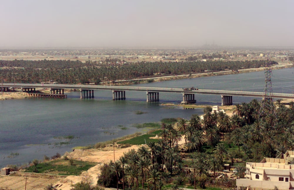 The Main Bridge In An Nasiriyah Iraq Where Intense Fighting Occurred ...