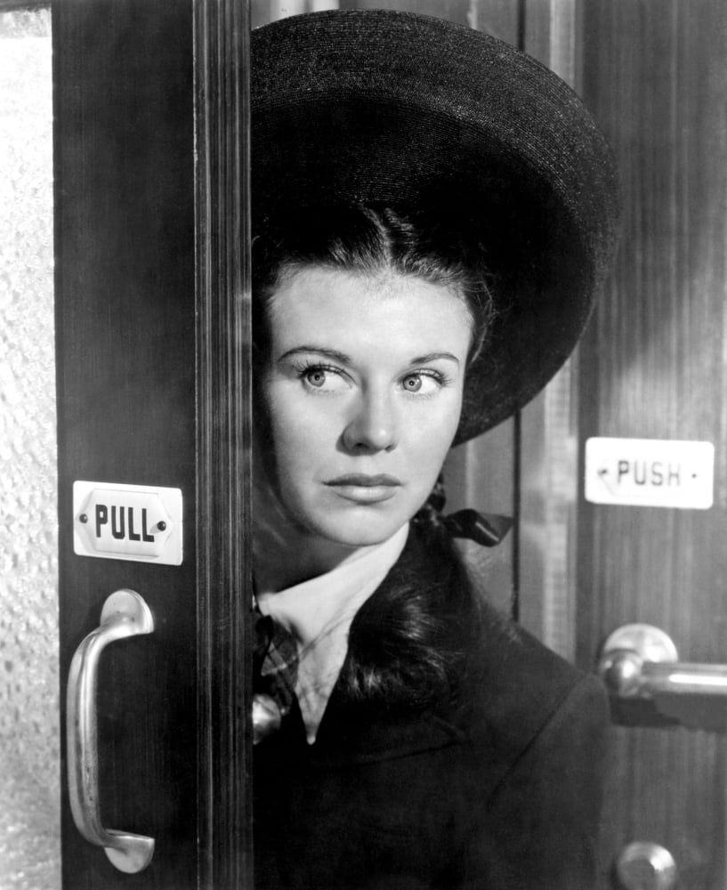 The Major And The Minor Ginger Rogers 1942 Photo Print (8 x 10 ...