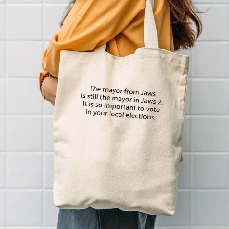 The Mayor From Jaws Bag, Is Still The Mayor In Jaws 2 It Is So ...