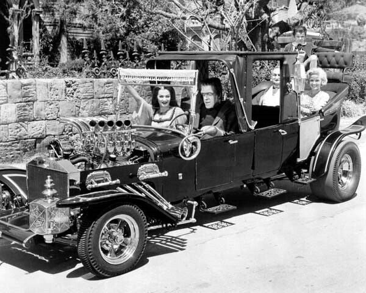 The Munsters Lily Herman Grandpa Eddie Marilyn in Munster Koach 8x10 ...