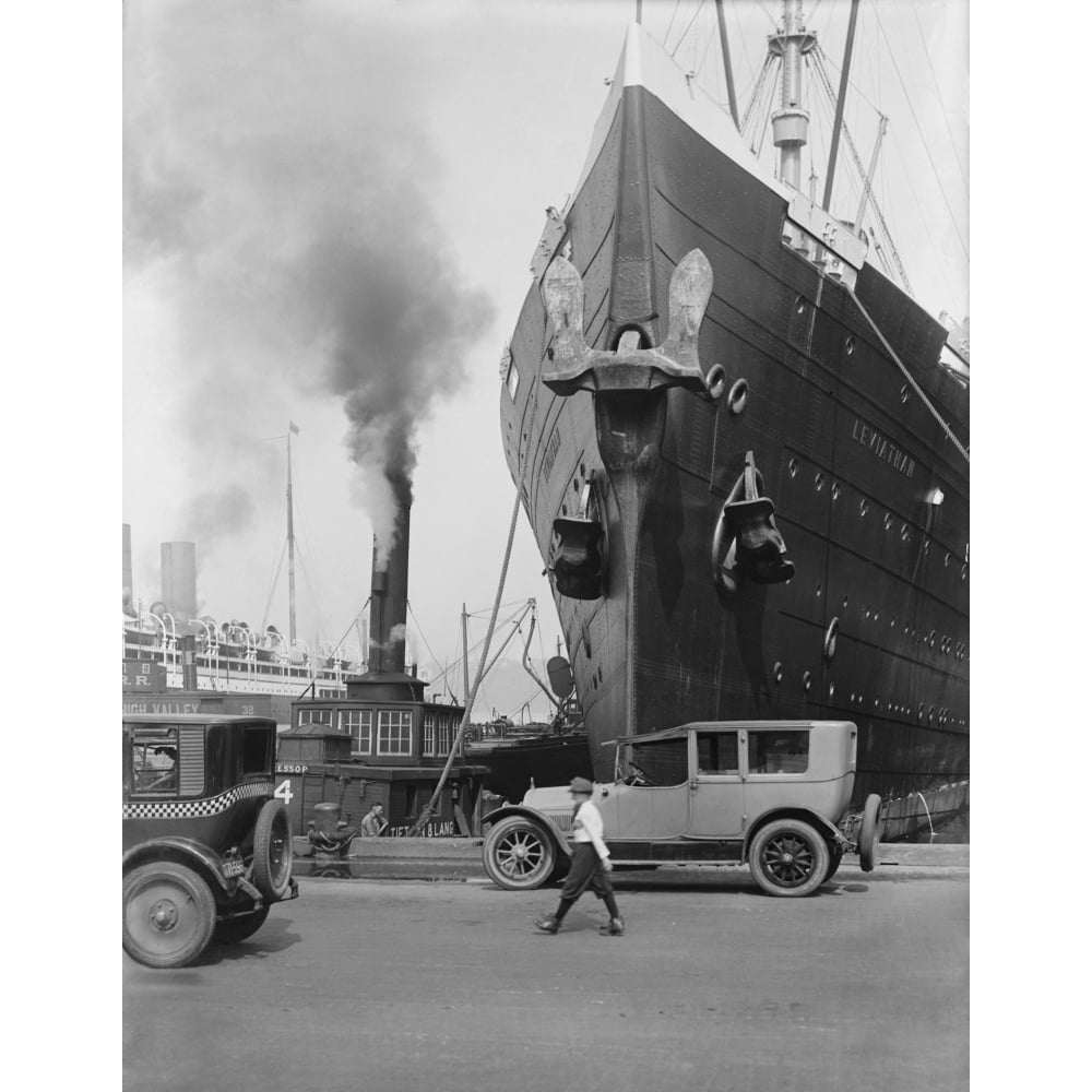 The Ocean Liner 'Leviathan' At A New York City Pier History (24 x 36 ...