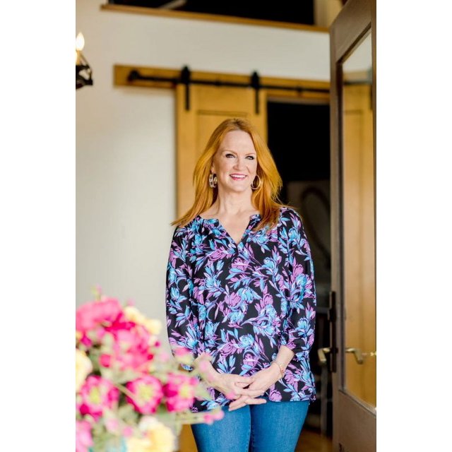 The Pioneer Woman Peasant Blouse with 3/4-Length Sleeves, Women's ...