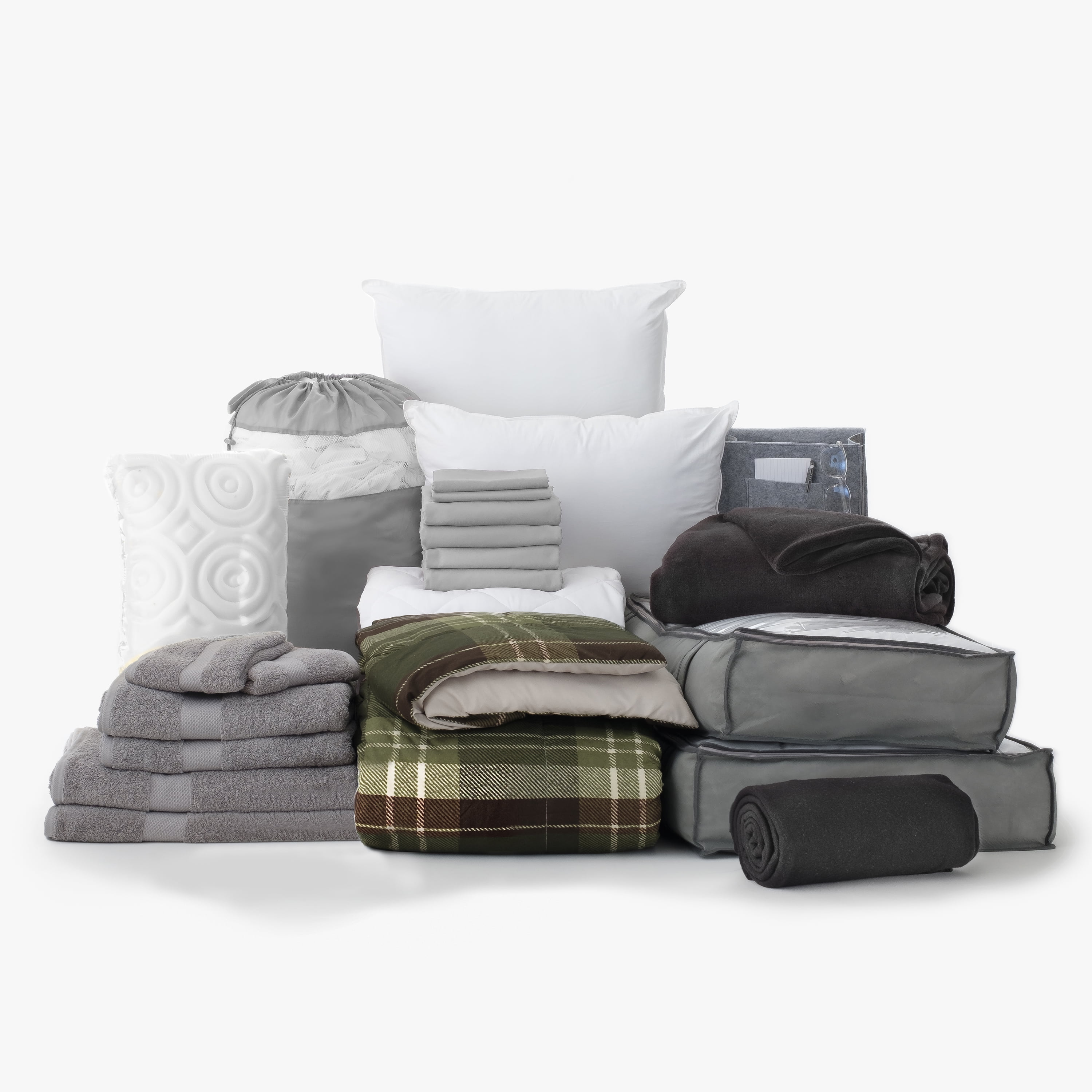 The Preferred Dorm Essentials Value Pack in Bryce Forest, 23-Piece Twin ...