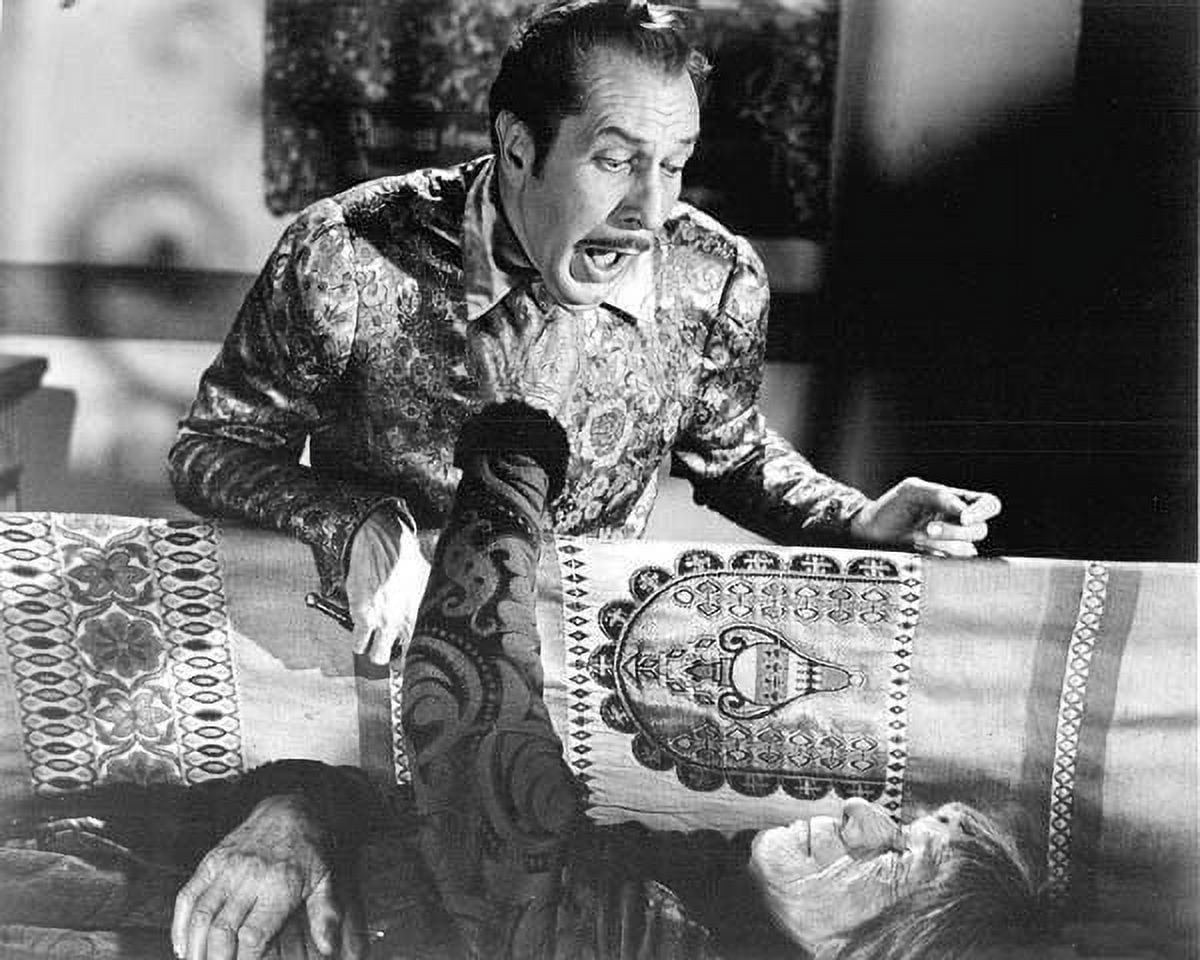 The Raven 1963 8x10 inch photo Vincent Price 7 Boris Karloff in scene ...