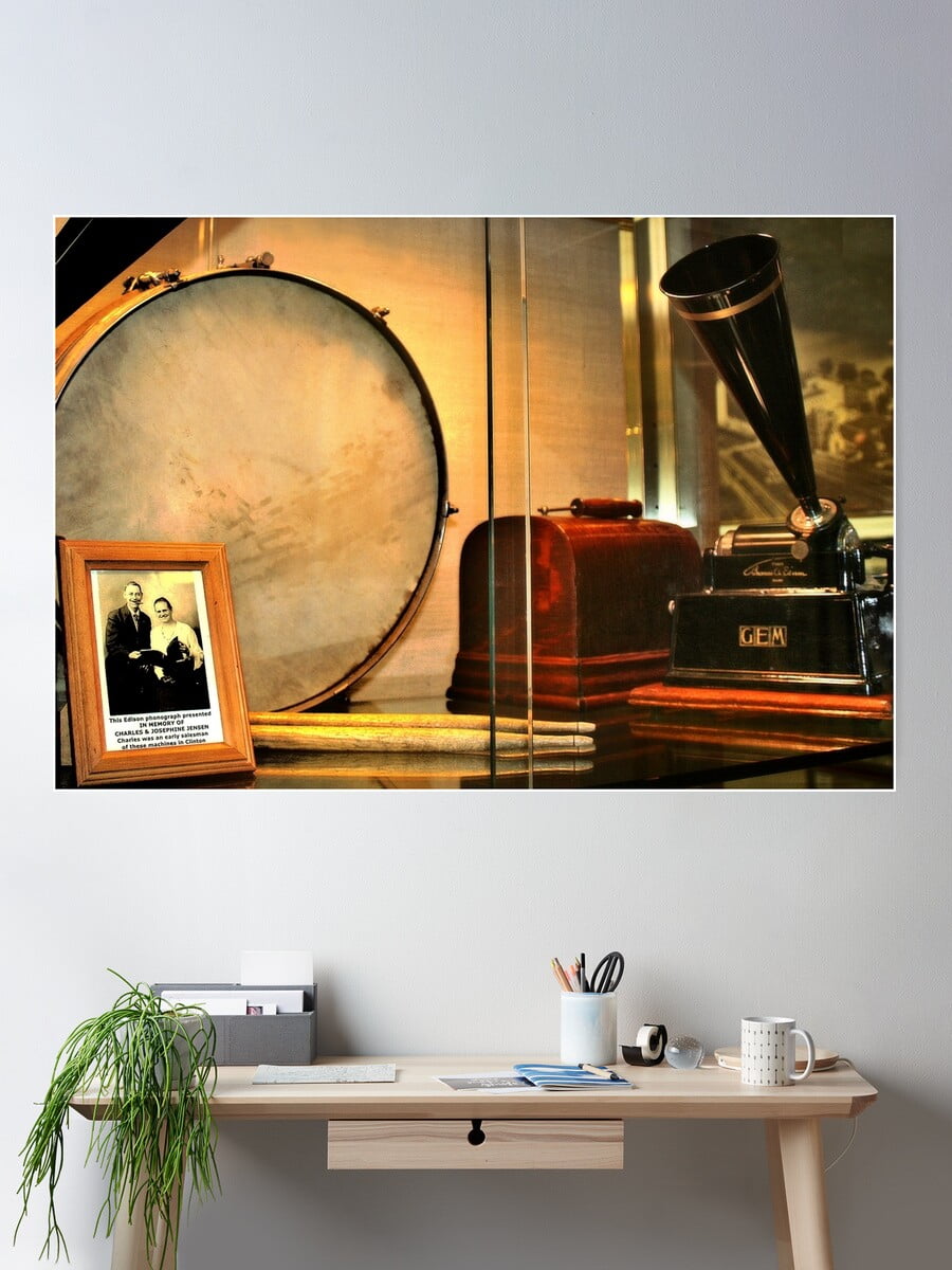 The Sound Of Music (Old Phonograph) Poster Wall Art, Modern Wall Decor ...