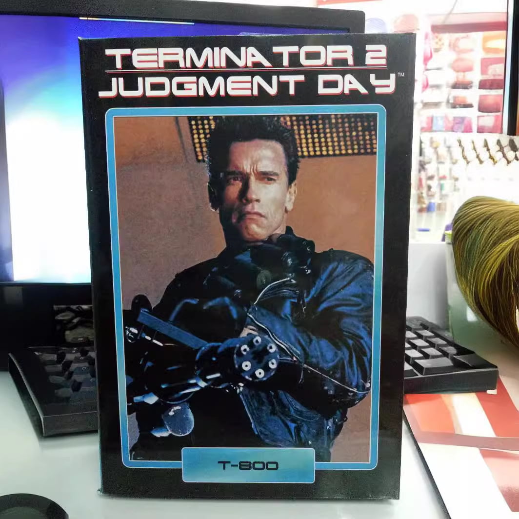 The Terminator T-800 /T-1000 Endoskeleton Action Figure Collectible ...
