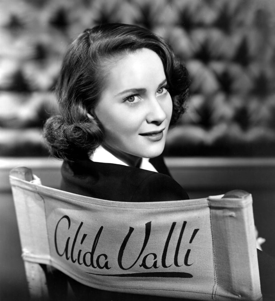 The Third Man Alida Valli On The Set 1949 Photo Print (8 x 10 ...