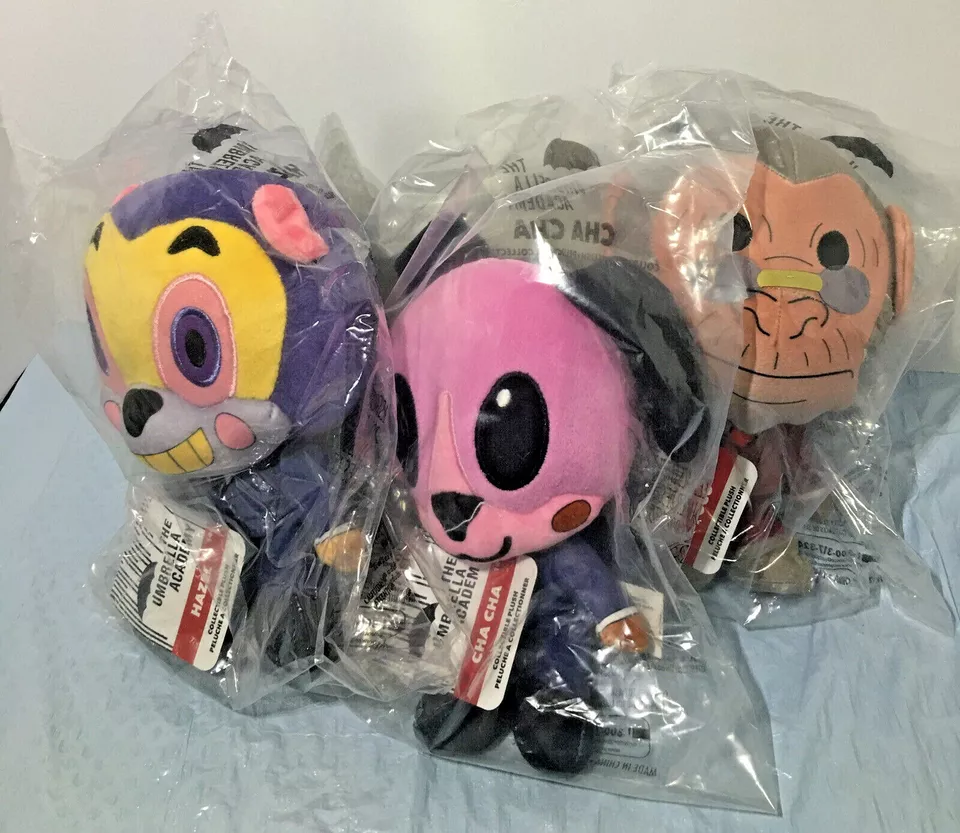The Umbrella Academy - NETFLIX ORIGIONAL - Pogo, Cha Cha, & Hazel ...