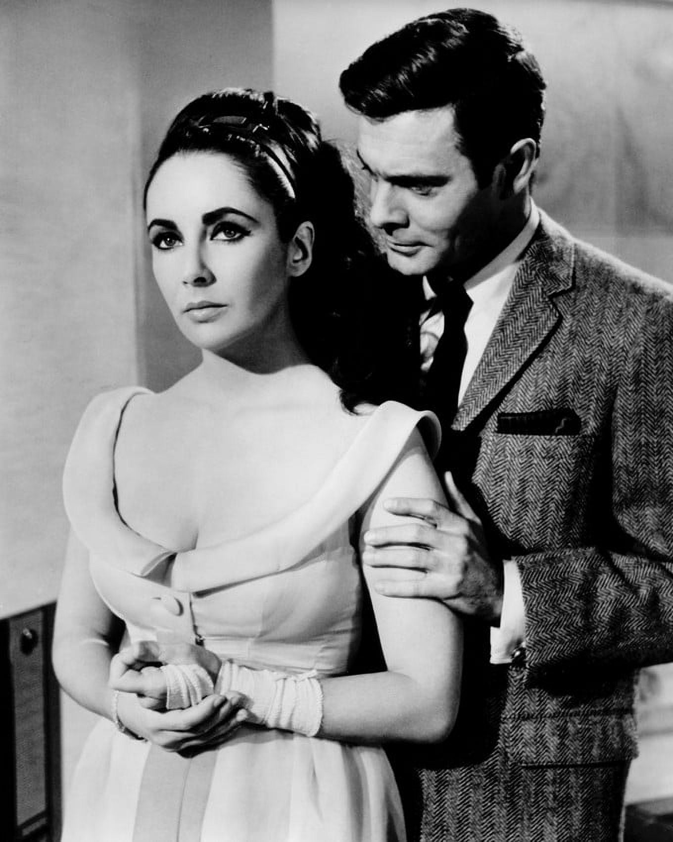 The V.I.P.S Louis Jourdan Embracing Elizabeth Taylor 24x36 Classic ...