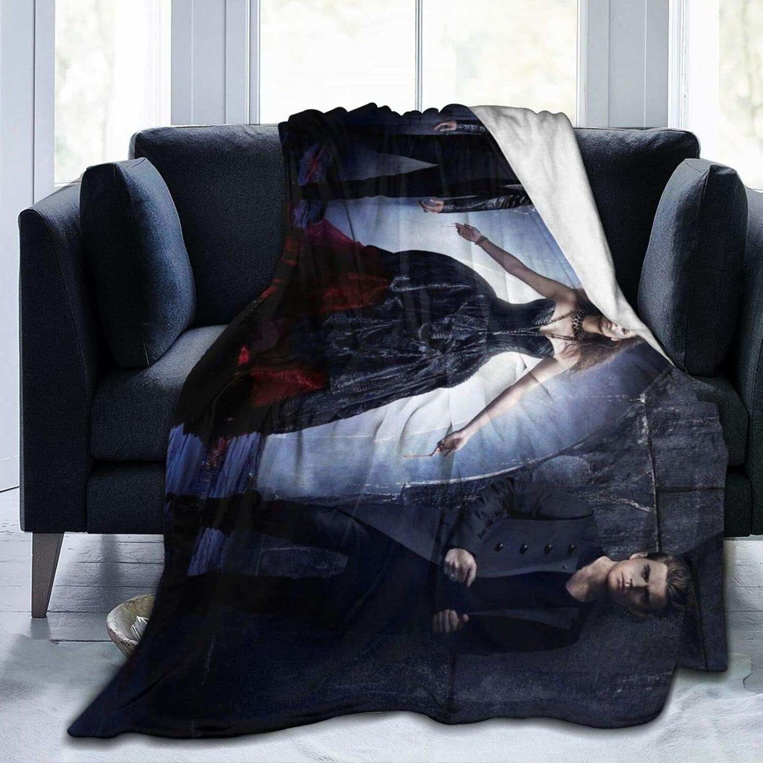 The Vampire Diaries Plush The Vampire TV Show Diaries Blanket Twin Size ...