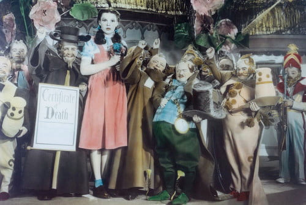 The Wizard Of Oz Judy Garland Singer Midgets 24x36 Poster - Walmart.com