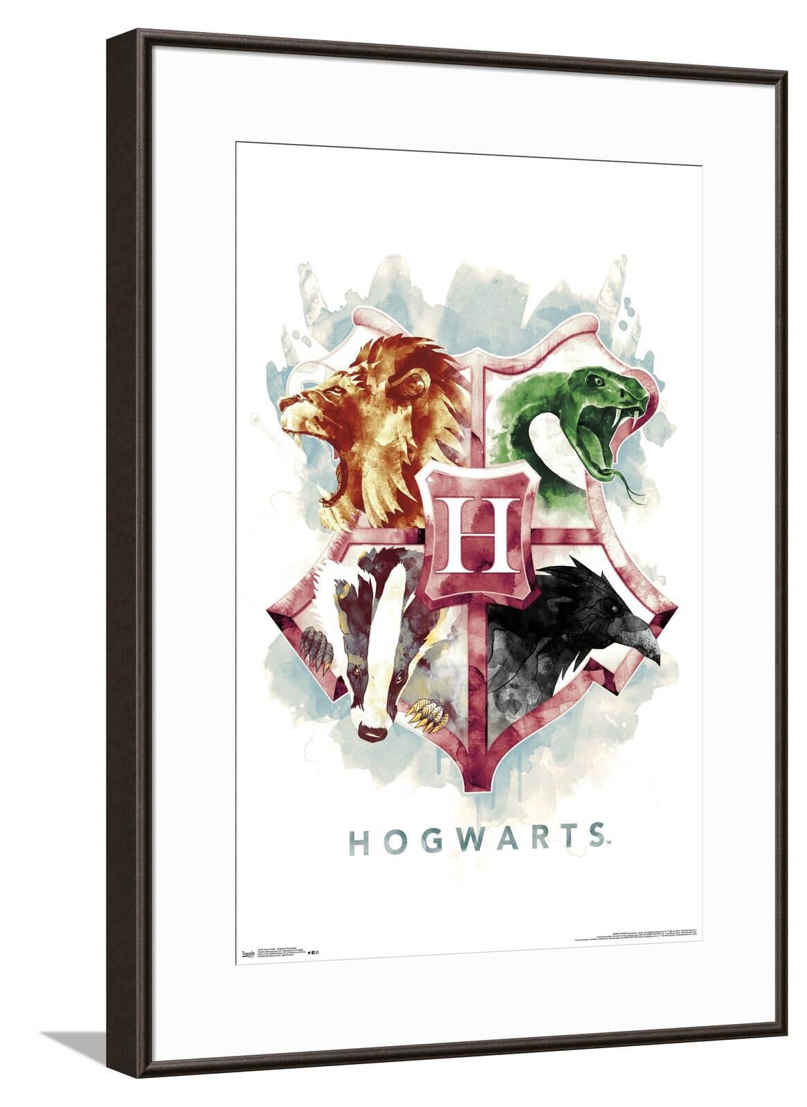 The Wizarding World: Harry Potter - Hogwarts Illustrated House Crests ...