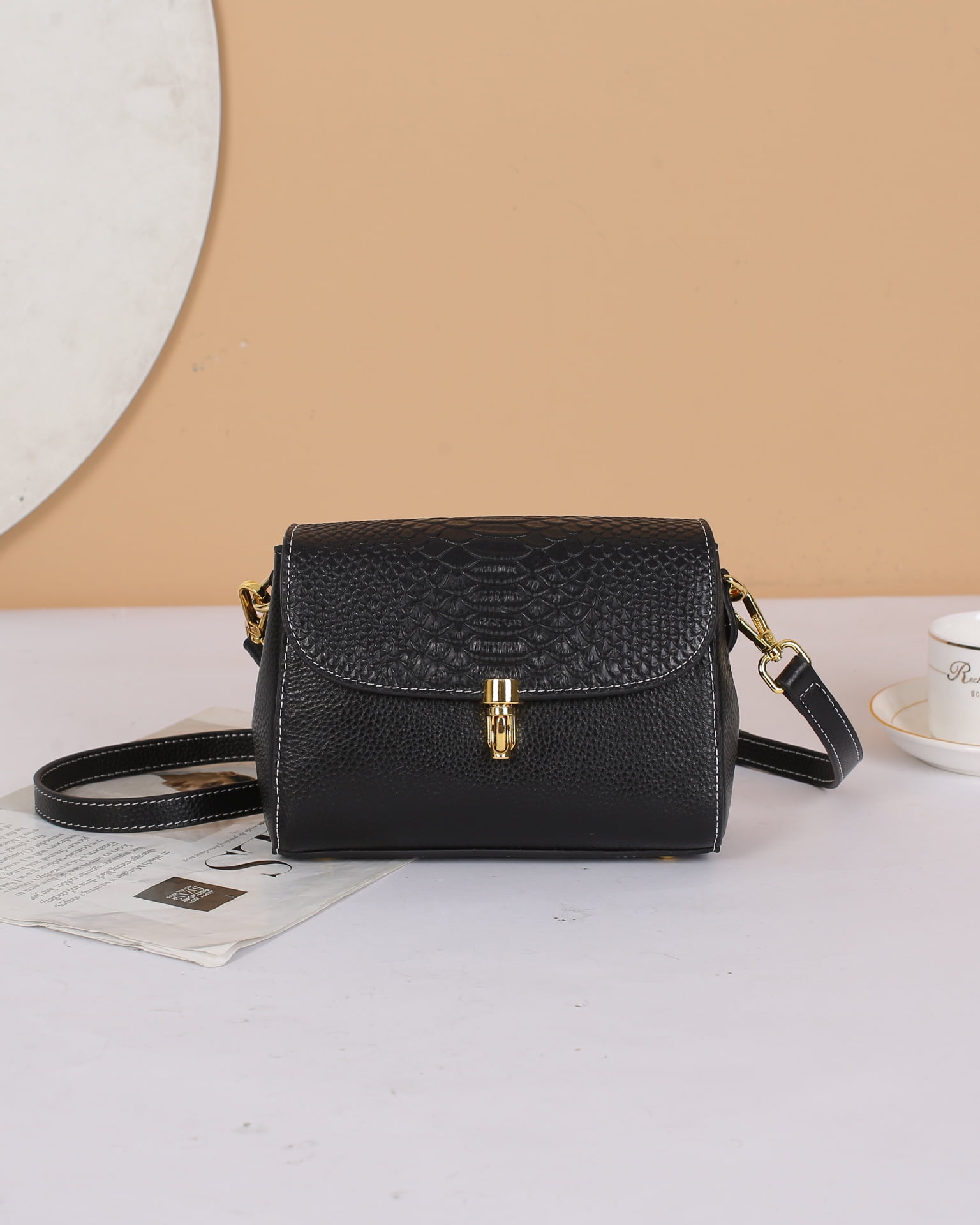 The new messenger bag female small bag women's shoulder bag small ...