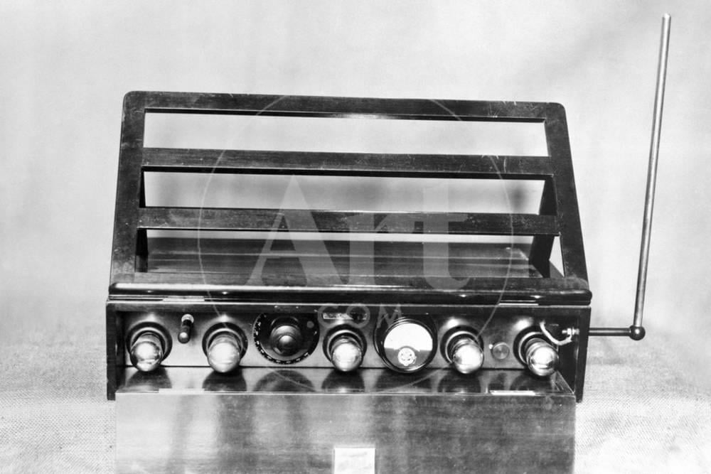 Theremin, First Electronic Instrument, Unframed Photographic Print Wall ...